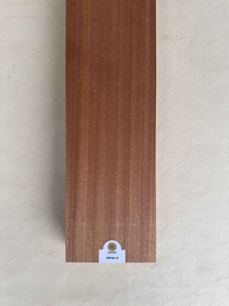 Mango Caoba africana radial bajo 2" (SEP25-13) - Maderas Exóticas
